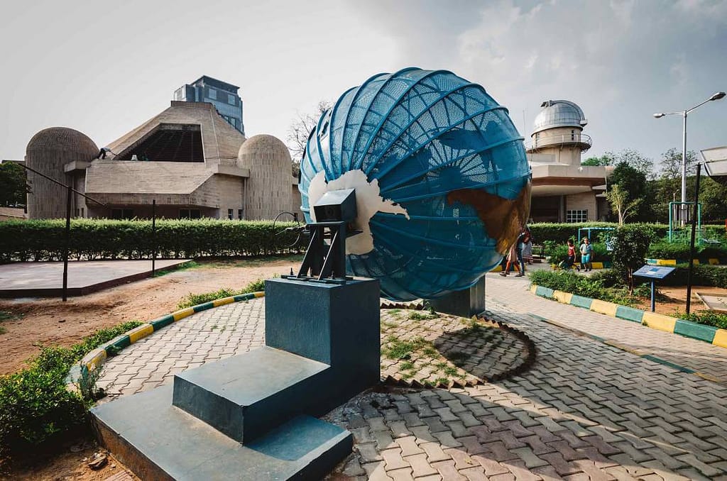 Top 10 Places to Visit in Bangalore | Bengaluru - Your Travel Guide